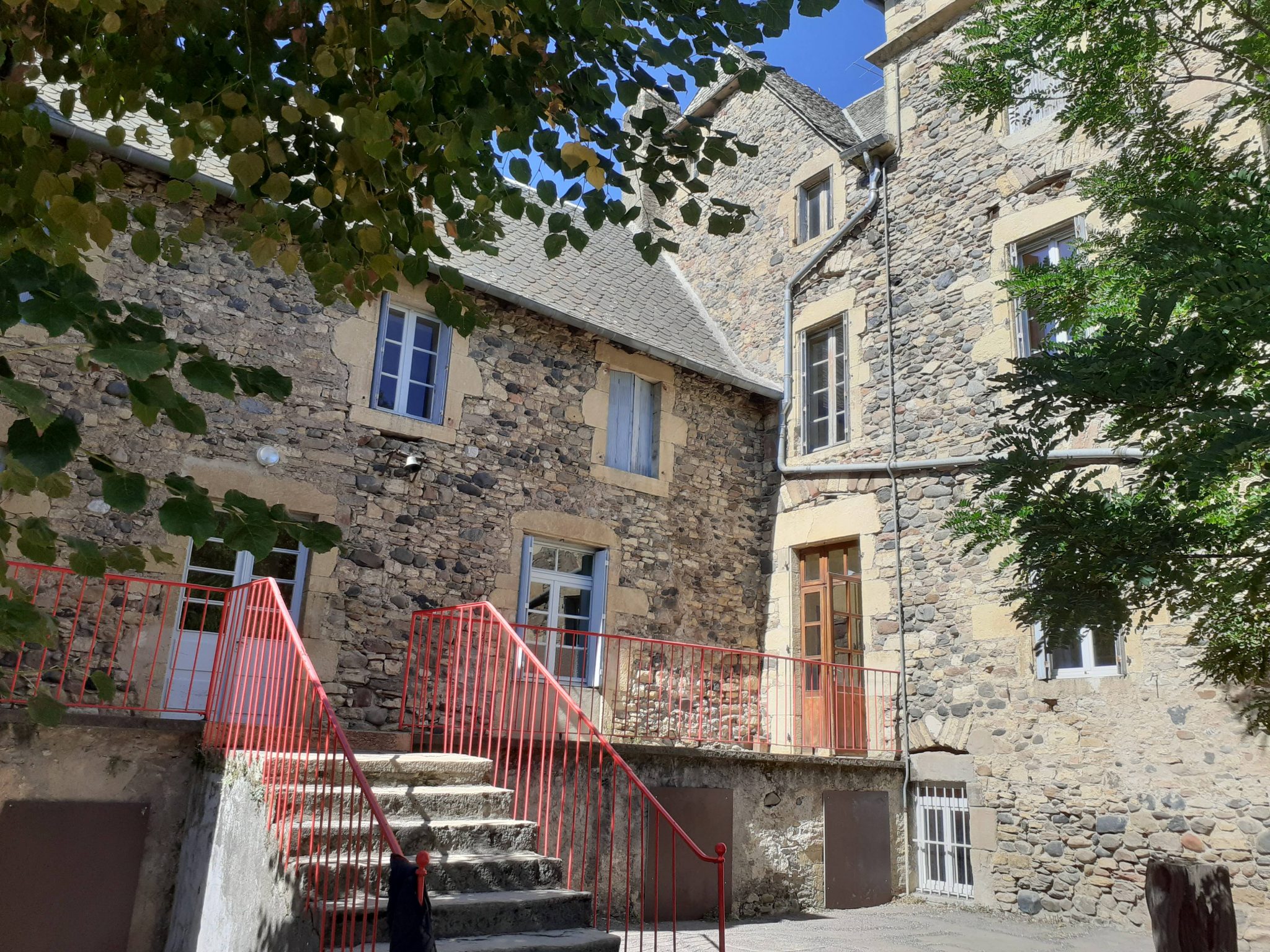 École Sainte-Marie, à Saint-Côme-d'Olt - Fondation Saint Matthieu